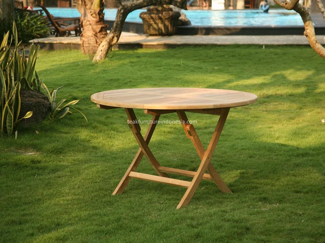 Teak Garden Round Folding Table